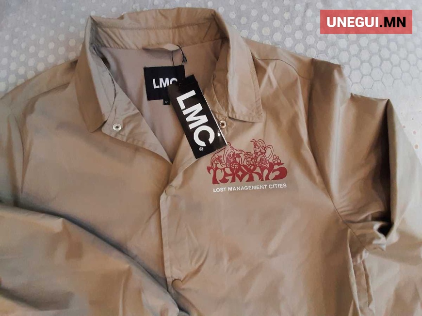 Брэнд куртик 485 000 ₮ №7358202 УБ — Сүхбаатар д Гадуур хувцас Unegui Mn үнэгүй зарууд